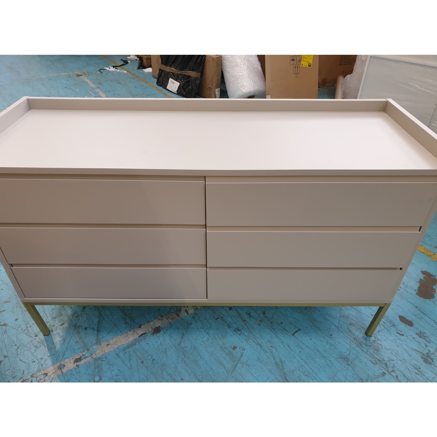 GRADE A2 - Taupe Wide 6 Drawer Chest of Drawers - Zion - Furniture123