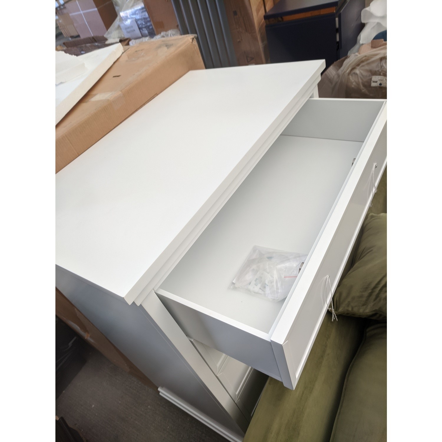 GRADE A2 - Tall White Painted Chest of 5 Drawers - Georgia - Furniture123