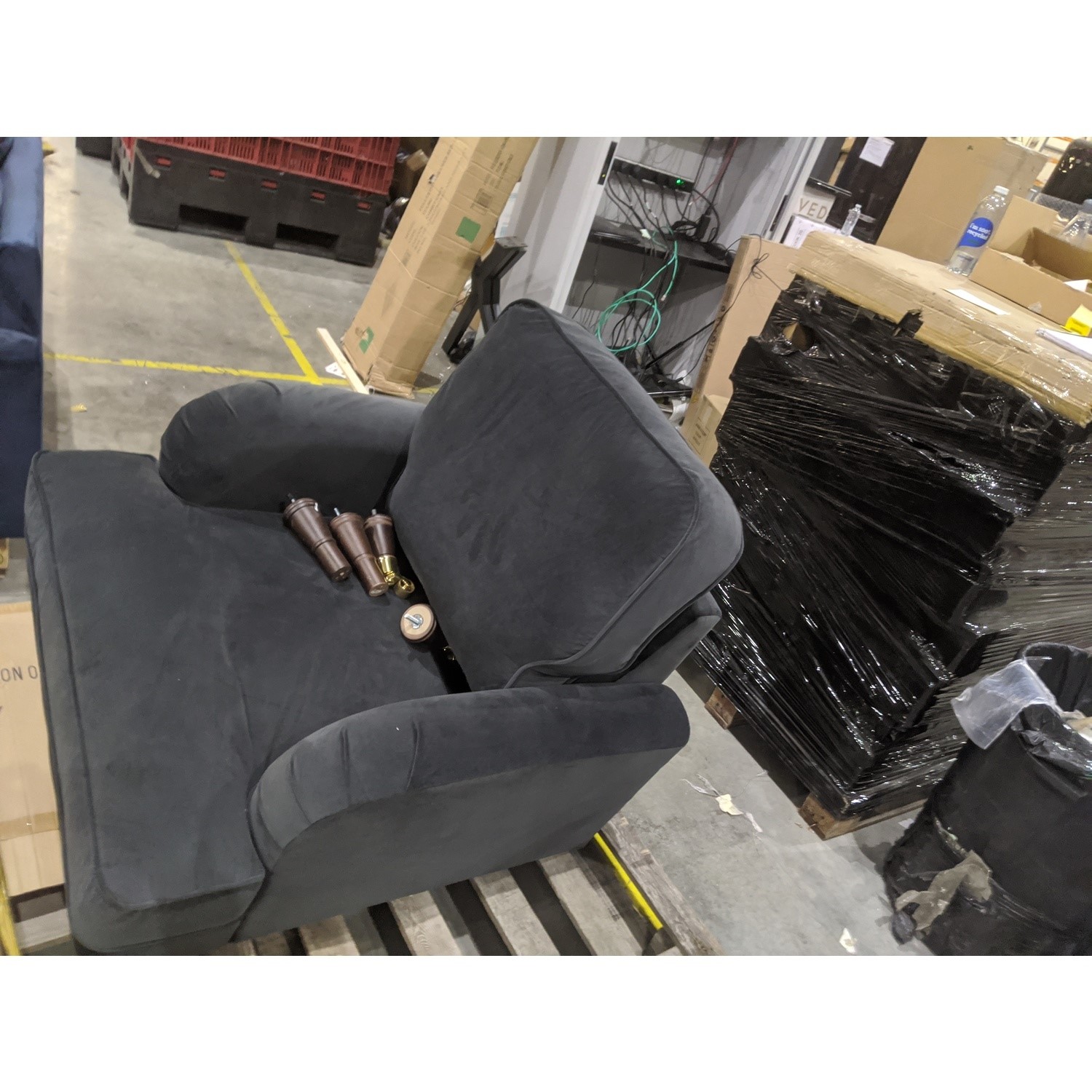 GRADE A2 - Charcoal Grey Velvet Armchair - Payton - Furniture123