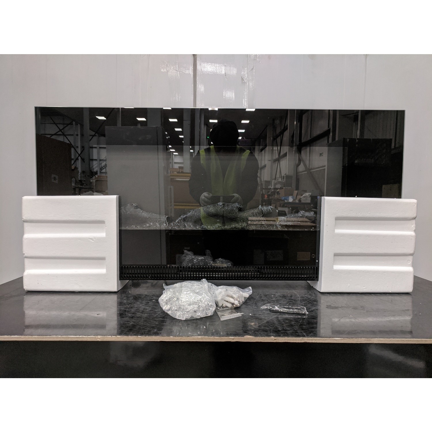 GRADE A3 - Black Wall Mounted or Recessed Electric Fire with Log and ...