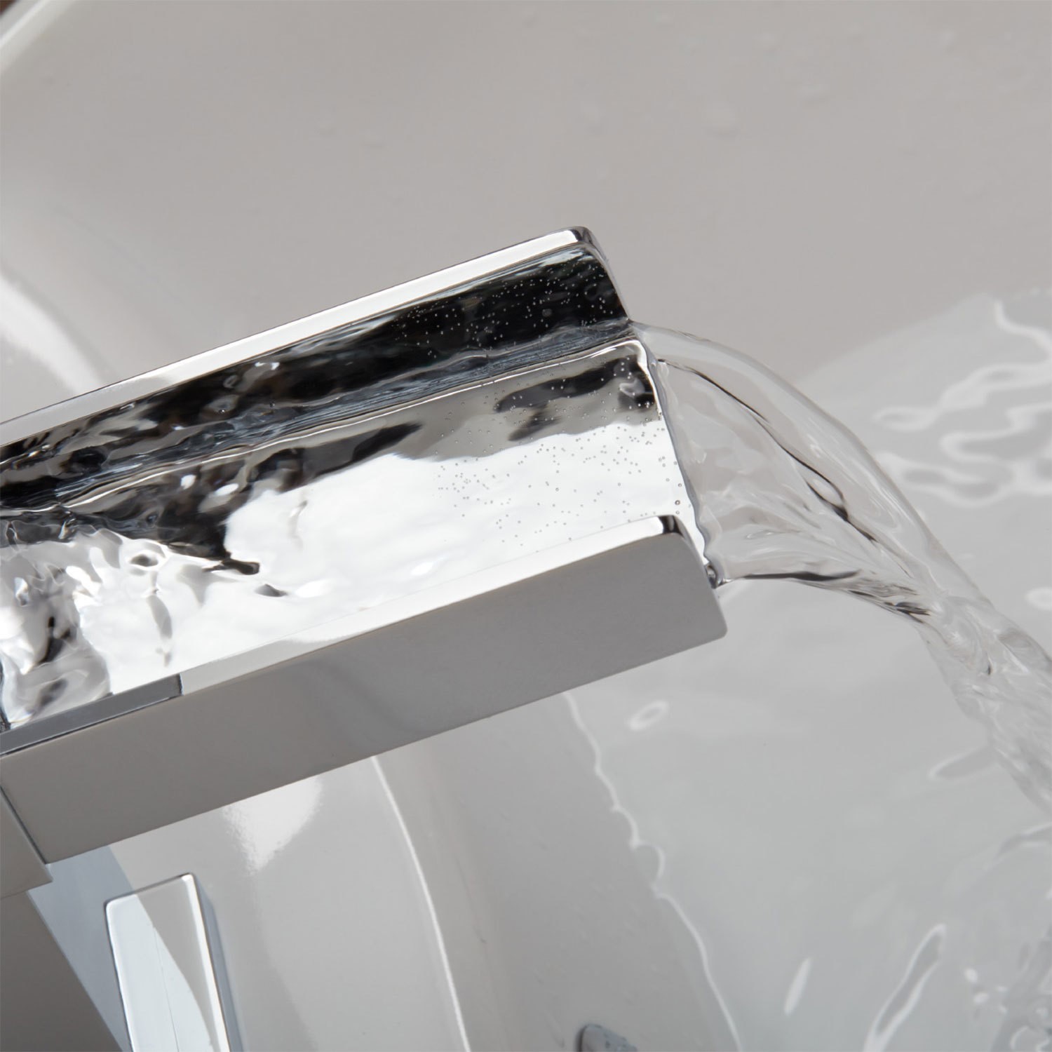 Sanctuary Waterfall Bath Filler - Furniture123