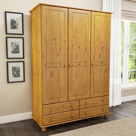 GRADE A2 - Hamilton 3 Door 4 Drawer Wardrobe in Pine - Furniture123